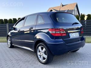 Zils Mercedes-Benz B 150 2006 Rīga, ar dzinēja tilpumu 1.50 L un nobraukumu 214 tūkst. km par 1899 €, foto 9 vietnē AUTOMOTO.COM.LV