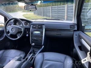 Zils Mercedes-Benz B 150 2006 Rīga, ar dzinēja tilpumu 1.50 L un nobraukumu 214 tūkst. km par 1899 €, foto 14 vietnē AUTOMOTO.COM.LV