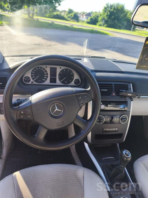 Zils Mercedes-Benz B 150 2006 Ogre, ar dzinēja tilpumu 1.50 L un nobraukumu 211 tūkst. km par 985 €, foto 5 vietnē AUTOMOTO.COM.LV
