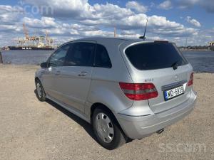 Grey Mercedes-Benz B 150 2006 in Riga, with an engine capacity of 1.50 L and mileage of 150 thousand km for 2960 €, photo 15 on AUTOMOTO.COM.LV