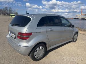 Grey Mercedes-Benz B 150 2006 in Riga, with an engine capacity of 1.50 L and mileage of 150 thousand km for 2960 €, photo 17 on AUTOMOTO.COM.LV
