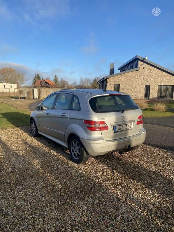 Grey Mercedes-Benz B 150 2007 in Vilnius, with an engine capacity of 1.50 L and mileage of 180 thousand km for 1300 €, photo 3 on AUTOMOTO.COM.LV