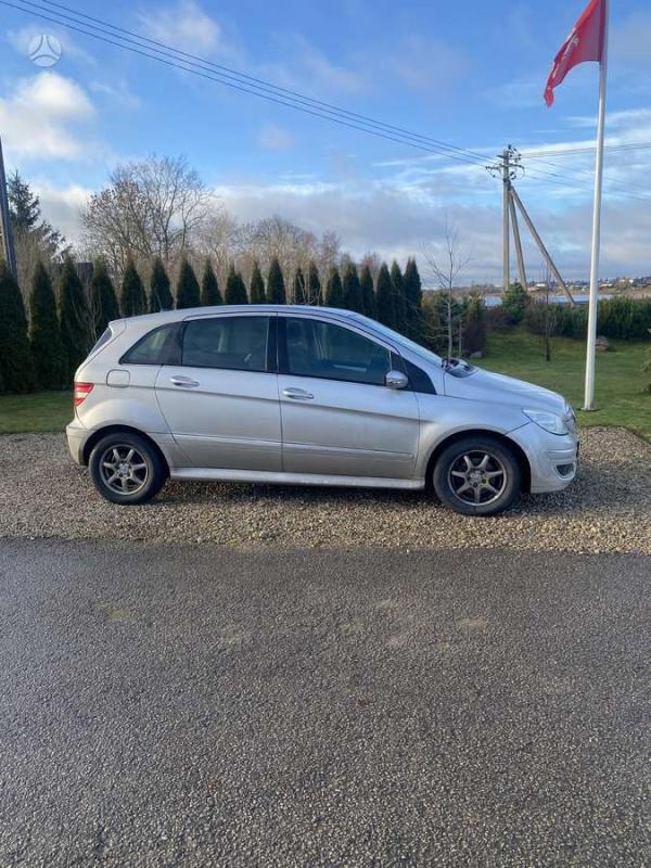 Grey Mercedes-Benz B 150 2007 in Vilnius, with an engine capacity of 1.50 L and mileage of 180 thousand km for 1300 €, photo 7 on AUTOMOTO.COM.LV