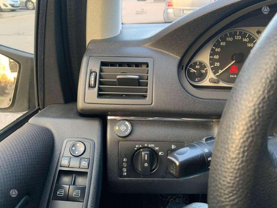 Серый Мерседес B 150 2007 в Вильнюс, объемом двигателя 1.50 л и пробегом 273 тыс. км за 1000 €, фото 7 на AUTOMOTO.COM.LV