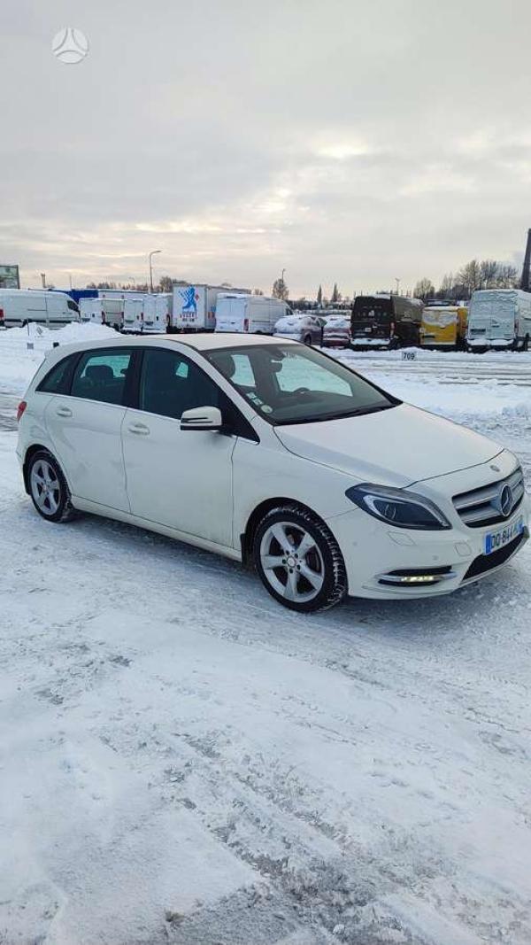 Balts Mercedes-Benz B 150 2015 Tauragė, ar dzinēja tilpumu 1.50 L un nobraukumu 280 tūkst. km par 5500 €, foto 6 vietnē AUTOMOTO.COM.LV