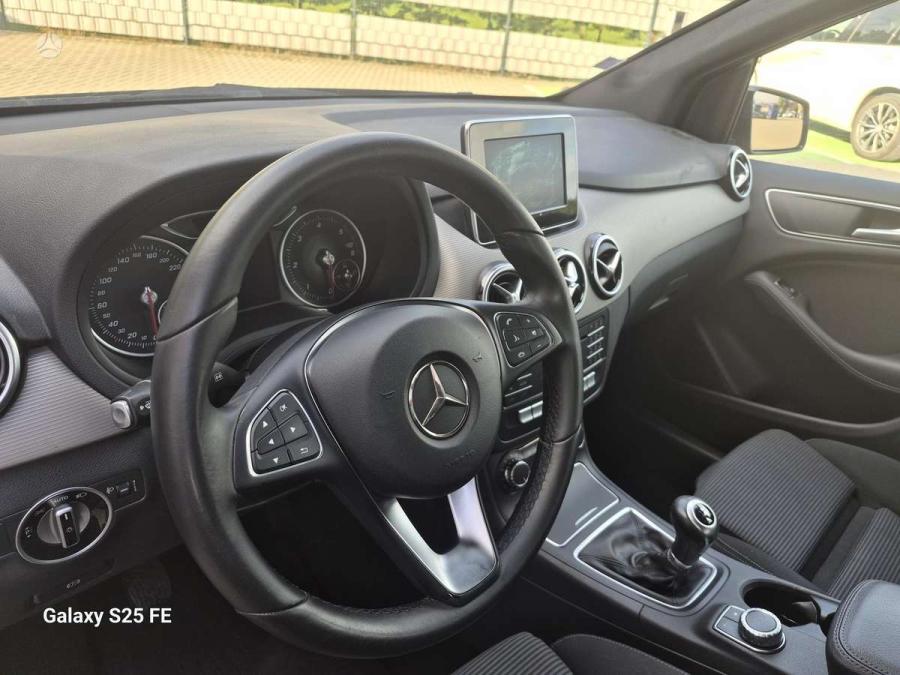 Melns Mercedes-Benz b-160 2015 Tauragė, ar dzinēja tilpumu 1.46 L un nobraukumu 177 tūkst. km par 5700 €, foto 10 vietnē AUTOMOTO.COM.LV