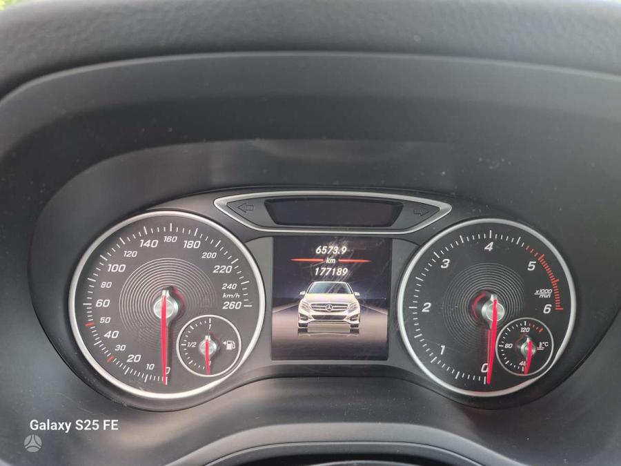 Melns Mercedes-Benz b-160 2015 Tauragė, ar dzinēja tilpumu 1.46 L un nobraukumu 177 tūkst. km par 5700 €, foto 25 vietnē AUTOMOTO.COM.LV