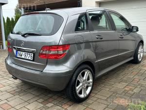 Pelēks Mercedes-Benz b-160 2009 Rīga, ar dzinēja tilpumu 1.60 L un nobraukumu 223 tūkst. km par 4250 €, foto 4 vietnē AUTOMOTO.COM.LV