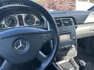 Pelēks Mercedes-Benz b-160 2009 Rīga, ar dzinēja tilpumu 1.60 L un nobraukumu 223 tūkst. km par 4250 €, foto 7 vietnē AUTOMOTO.COM.LV
