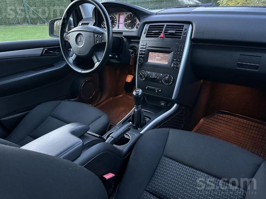 Pelēks Mercedes-Benz b-160 2009 Rīga, ar dzinēja tilpumu 1.50 L un nobraukumu 223 tūkst. km par 4100 €, foto 7 vietnē AUTOMOTO.COM.LV