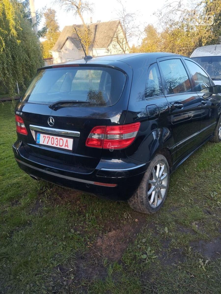 Melns Mercedes-Benz b-170 2006 Kaišiadorys, ar dzinēja tilpumu 1.70 L un nobraukumu 190 tūkst. km par 1700 €, foto 3 vietnē AUTOMOTO.COM.LV