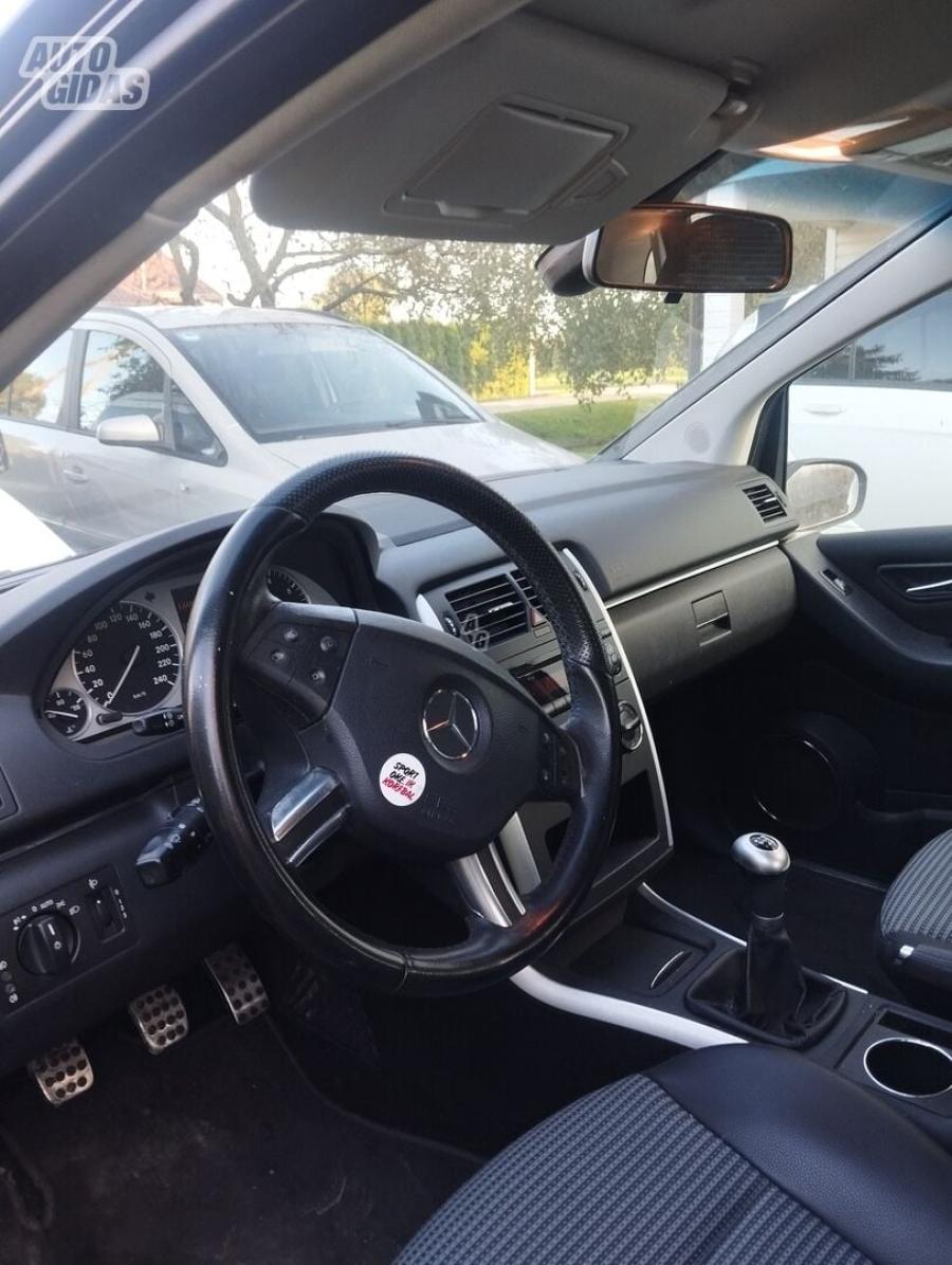 Melns Mercedes-Benz b-170 2006 Kaišiadorys, ar dzinēja tilpumu 1.70 L un nobraukumu 190 tūkst. km par 1700 €, foto 4 vietnē AUTOMOTO.COM.LV