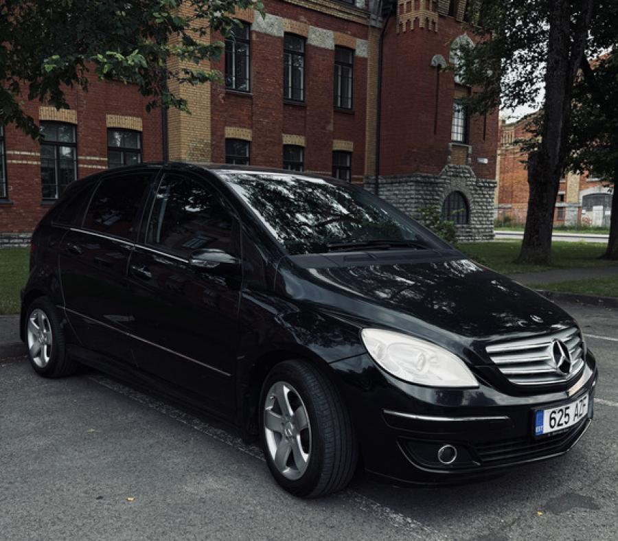 Melns Mercedes-Benz b-170 2007 Tallina, ar dzinēja tilpumu 0.00 L un nobraukumu 165 tūkst. km par 3900 €, foto 3 vietnē AUTOMOTO.COM.LV