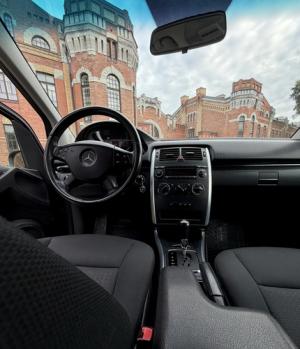Melns Mercedes-Benz b-170 2007 Tallina, ar dzinēja tilpumu 0.00 L un nobraukumu 165 tūkst. km par 3900 €, foto 6 vietnē AUTOMOTO.COM.LV