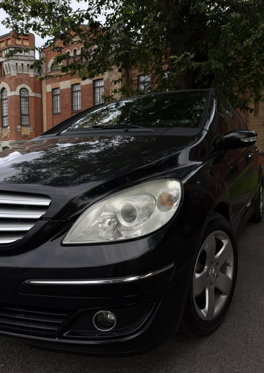 Melns Mercedes-Benz b-170 2007 Tallina, ar dzinēja tilpumu 0.00 L un nobraukumu 165 tūkst. km par 3900 €, foto 14 vietnē AUTOMOTO.COM.LV