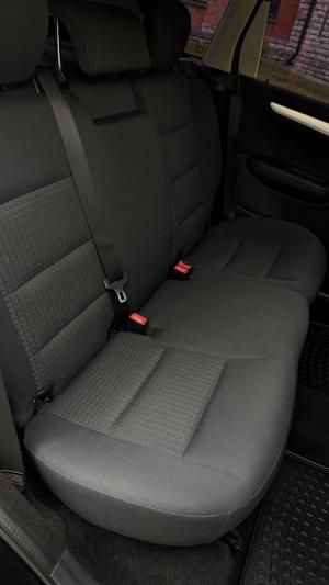 Melns Mercedes-Benz b-170 2007 Tallina, ar dzinēja tilpumu 0.00 L un nobraukumu 165 tūkst. km par 3900 €, foto 19 vietnē AUTOMOTO.COM.LV