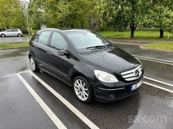Black Mercedes-Benz b-170 2008 in Riga, with an engine capacity of 1.70 L and mileage of 133 thousand km for 3950 €, photo 1 on AUTOMOTO.COM.LV