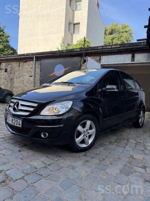 Melns Mercedes-Benz b-170 2009 Rīga, ar dzinēja tilpumu 2.00 L un nobraukumu 233 tūkst. km par 1800 €, foto 3 vietnē AUTOMOTO.COM.LV
