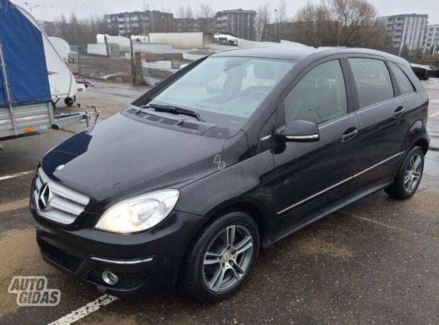Black Mercedes-Benz b-170 2009 in Vilnius, with an engine capacity of 2.00 L and mileage of 272 thousand km for 1500 €, photo 2 on AUTOMOTO.COM.LV