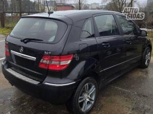 Black Mercedes-Benz b-170 2009 in Vilnius, with an engine capacity of 2.00 L and mileage of 272 thousand km for 1500 €, photo 3 on AUTOMOTO.COM.LV