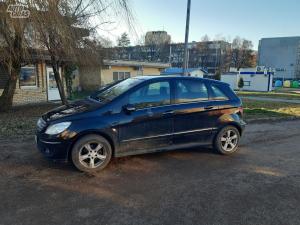 Melns Mercedes-Benz b-170 2006 Kauņa, ar dzinēja tilpumu 1.70 L un nobraukumu 160 tūkst. km par 400 €, foto  vietnē AUTOMOTO.COM.LV
