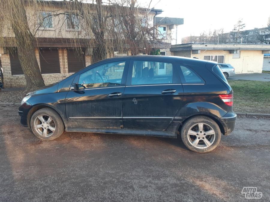 Melns Mercedes-Benz b-170 2006 Kauņa, ar dzinēja tilpumu 1.70 L un nobraukumu 160 tūkst. km par 400 €, foto 10 vietnē AUTOMOTO.COM.LV
