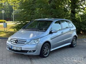 Синий Мерседес Б 170 2006 в Рига, объемом двигателя 1.70 л и пробегом 233 тыс. км за 1990 €, фото  на AUTOMOTO.COM.LV