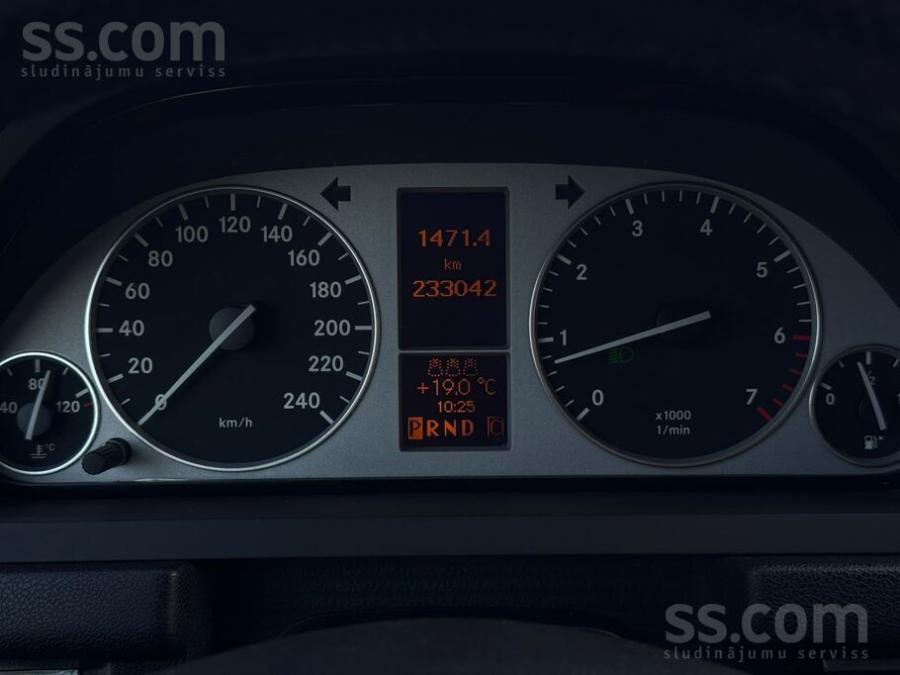 Синий Мерседес Б 170 2006 в Рига, объемом двигателя 1.70 л и пробегом 233 тыс. км за 1990 €, фото 13 на AUTOMOTO.COM.LV