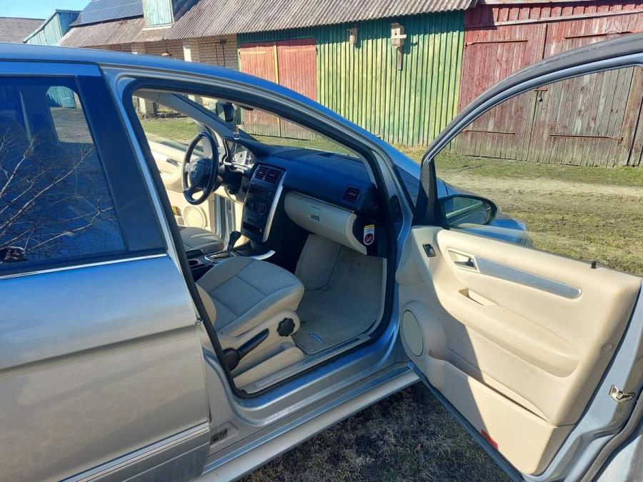 Blue Mercedes-Benz b-170 2007 in Telschi, with an engine capacity of 1.70 L and mileage of 207 thousand km for 2500 €, photo 15 on AUTOMOTO.COM.LV