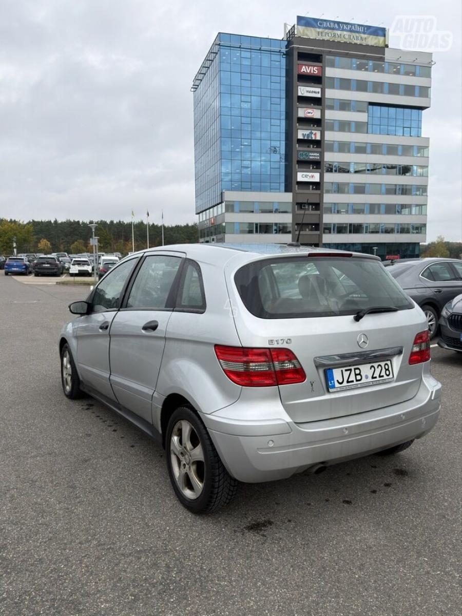 Pelēks Mercedes-Benz b-170 2005 Viļņa, ar dzinēja tilpumu 1.70 L un nobraukumu 243 tūkst. km par 1350 €, foto 4 vietnē AUTOMOTO.COM.LV