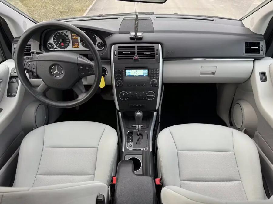 Pelēks Mercedes-Benz b-170 2008 Jelgava, ar dzinēja tilpumu 1.70 L un nobraukumu 148 tūkst. km par 3850 €, foto 14 vietnē AUTOMOTO.COM.LV