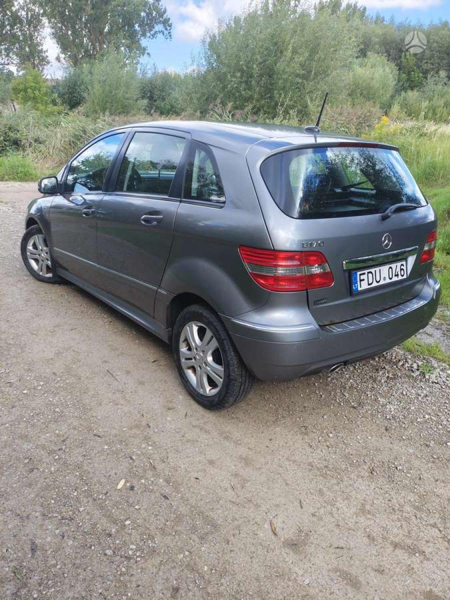 Pelēks Mercedes-Benz b-170 2008 Šauļi, ar dzinēja tilpumu 1.70 L un nobraukumu 159 tūkst. km par 1500 €, foto 9 vietnē AUTOMOTO.COM.LV