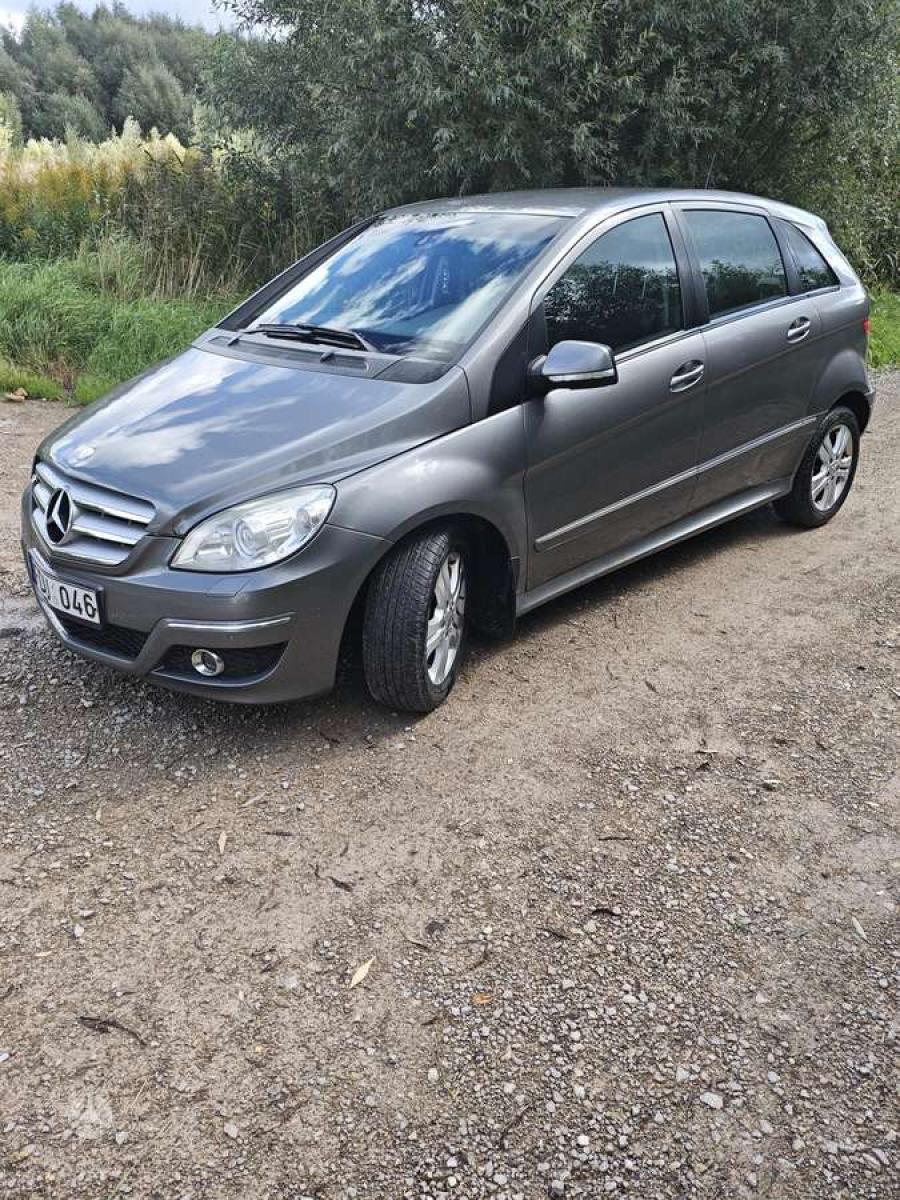 Pelēks Mercedes-Benz b-170 2008 Šauļi, ar dzinēja tilpumu 1.70 L un nobraukumu 159 tūkst. km par 1500 €, foto 11 vietnē AUTOMOTO.COM.LV