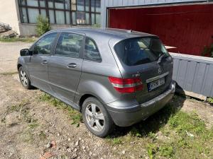 Grey Mercedes-Benz b-170 2009 in Kaunas, with an engine capacity of 2.00 L and mileage of 215 thousand km for 690 €, photo 5 on AUTOMOTO.COM.LV