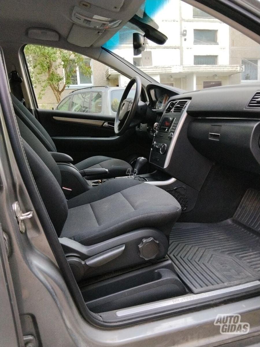 Mercedes-Benz b-170 2007 in Vilnius, with an engine capacity of 1.70 L and mileage of 105 thousand km for 2050 €, photo 5 on AUTOMOTO.COM.LV