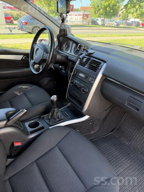 Mercedes-Benz b-170 2008 in Riga, with an engine capacity of 1.70 L and mileage of 259 thousand km for 2500 €, photo 9 on AUTOMOTO.COM.LV