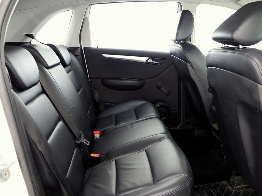 Balts Mercedes-Benz b-170 2009 Tallina, ar dzinēja tilpumu 2.00 L un nobraukumu 377 tūkst. km par 799 €, foto 15 vietnē AUTOMOTO.COM.LV