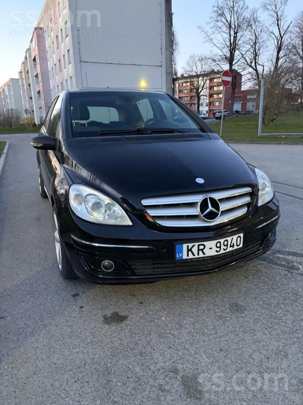 Черный Мерседес Б 180 2006 в Рига, объемом двигателя 2.00 л и пробегом 250 тыс. км за 2290 €, фото 1 на AUTOMOTO.COM.LV