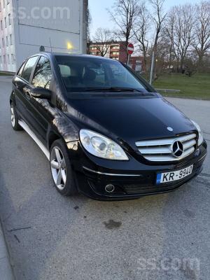 Black Mercedes-Benz B 180 2006 in Riga, with an engine capacity of 2.00 L and mileage of 250 thousand km for 2150 €, photo 3 on AUTOMOTO.COM.LV