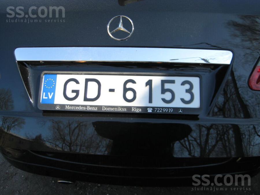 Black Mercedes-Benz B 180 2006 in Riga, with an engine capacity of 2.00 L and mileage of 305 thousand km for 2500 €, photo 6 on AUTOMOTO.COM.LV