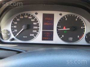 Black Mercedes-Benz B 180 2006 in Riga, with an engine capacity of 2.00 L and mileage of 305 thousand km for 2500 €, photo 11 on AUTOMOTO.COM.LV
