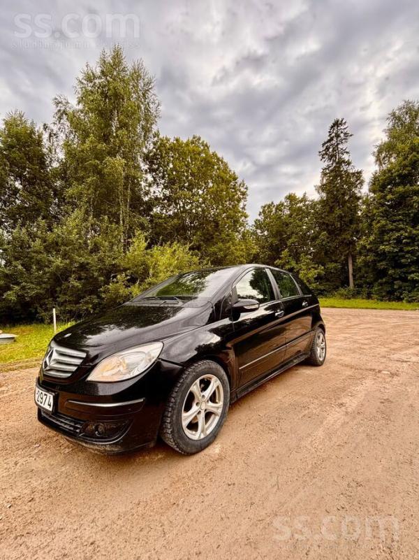 Melns Mercedes-Benz B 180 2006 Liepāja, ar dzinēja tilpumu 1.90 L un nobraukumu 279 tūkst. km par 600 €, foto 4 vietnē AUTOMOTO.COM.LV