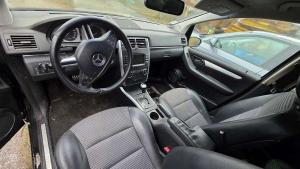 Black Mercedes-Benz B 180 2007 in Panevezys, with an engine capacity of 1.99 L and mileage of 231 thousand km for 1400 €, photo 5 on AUTOMOTO.COM.LV