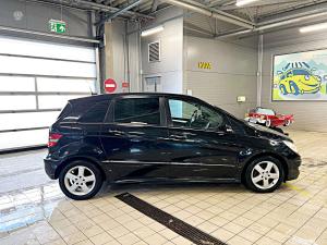 Melns Mercedes-Benz B 180 2007 Viļņa, ar dzinēja tilpumu 2.00 L un nobraukumu 320 tūkst. km par 2750 €, foto 2 vietnē AUTOMOTO.COM.LV