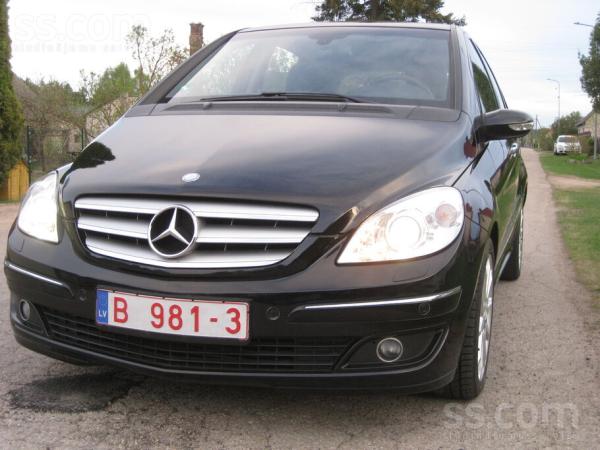 Black Mercedes-Benz B 180 2007 in Jekabpils, with an engine capacity of 2.00 L and mileage of 253 thousand km for 3499 €, photo 2 on AUTOMOTO.COM.LV