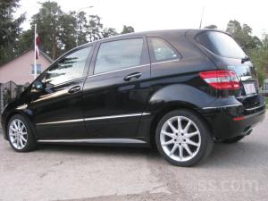 Black Mercedes-Benz B 180 2007 in Jekabpils, with an engine capacity of 2.00 L and mileage of 253 thousand km for 3499 €, photo 6 on AUTOMOTO.COM.LV
