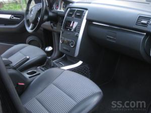 Black Mercedes-Benz B 180 2007 in Jekabpils, with an engine capacity of 2.00 L and mileage of 253 thousand km for 3499 €, photo 8 on AUTOMOTO.COM.LV