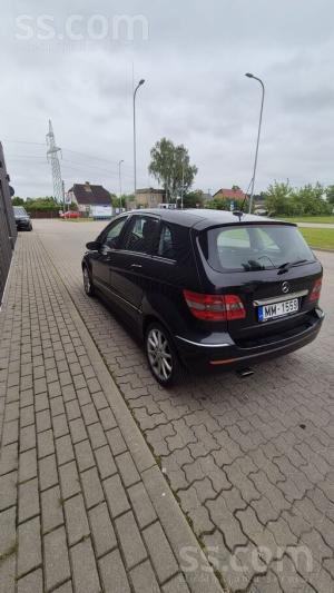 Melns Mercedes-Benz B 180 2007 Jelgava, ar dzinēja tilpumu 2.00 L un nobraukumu 319 tūkst. km par 3500 €, foto  vietnē AUTOMOTO.COM.LV