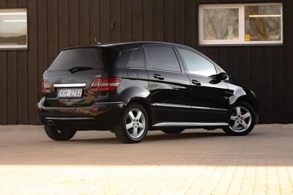 Melns Mercedes-Benz B 180 2007 Jelgava, ar dzinēja tilpumu 2.00 L un nobraukumu 330 tūkst. km par 1900 €, foto 5 vietnē AUTOMOTO.COM.LV