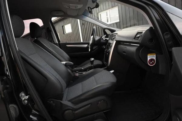 Melns Mercedes-Benz B 180 2007 Jelgava, ar dzinēja tilpumu 2.00 L un nobraukumu 330 tūkst. km par 1900 €, foto 7 vietnē AUTOMOTO.COM.LV